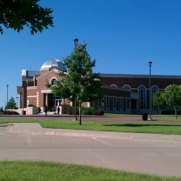 Collin College Central Park Campus - 2200 W University Dr