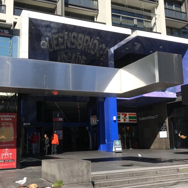 Queensbridge Arcade - Shopping Mall in Southbank