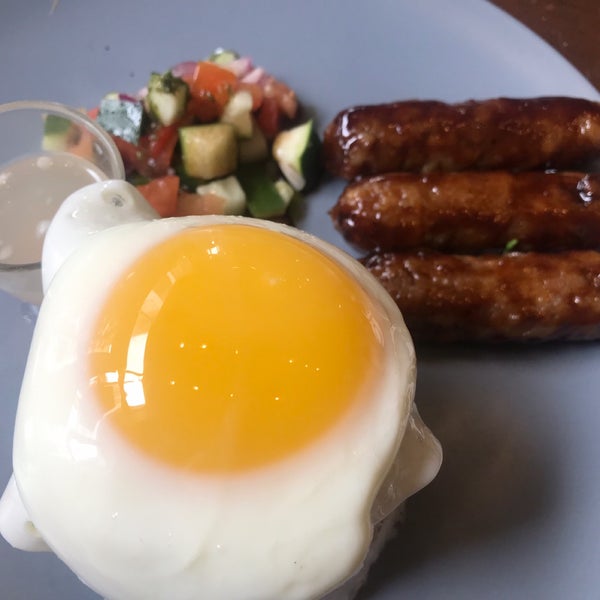 Early Bird Breakfast Club - Breakfast Spot in Fort Bonifacio