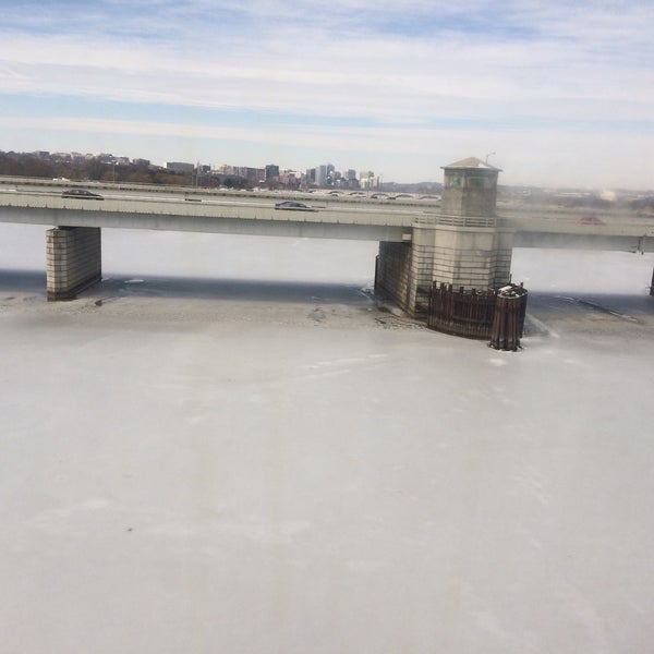 Photos at Pentagon Transit Center - The Pentagon - The Pentagon