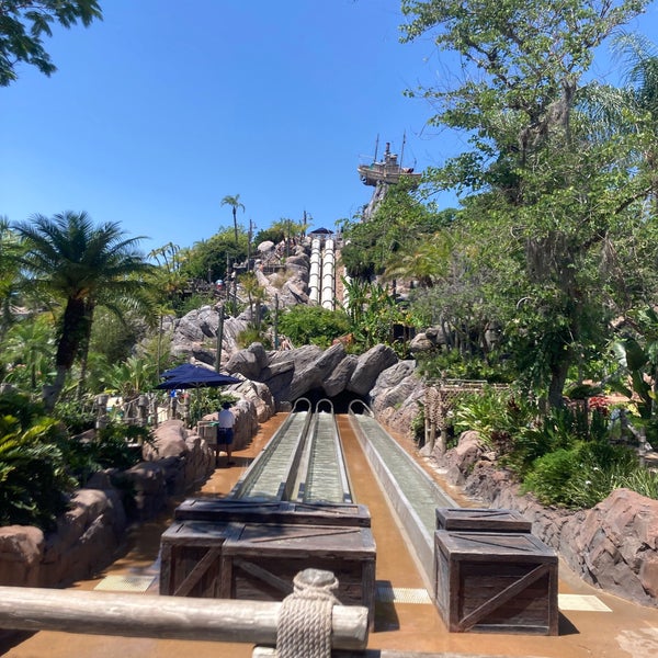 Typhoon Lagoon Storm Slides