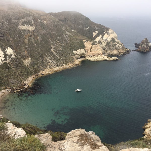 Santa Cruz Island - Island