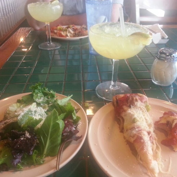 Photos at Do Drop Inn - 15 tips