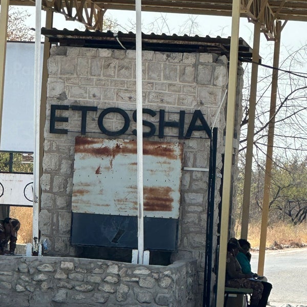 Etosha National Park - Ombika, Kunene
