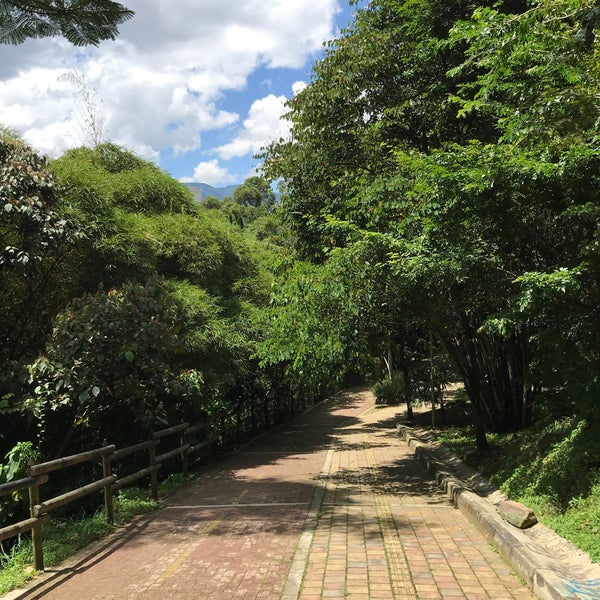 Parque Lineal Ambiental La Heliodora - Park