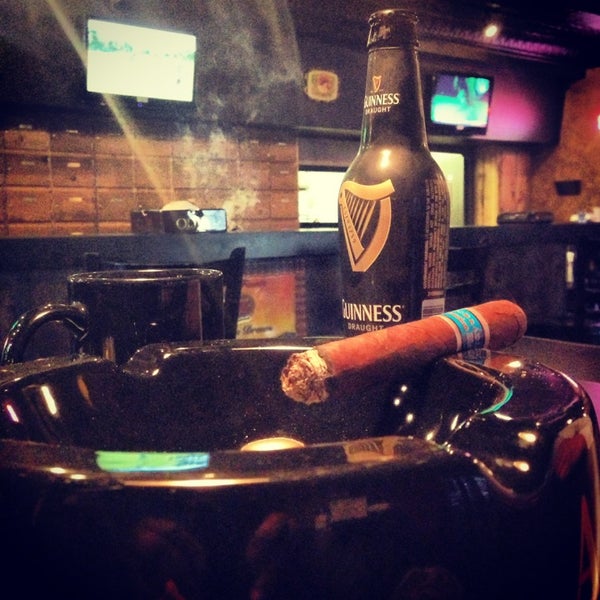 Elite Cigar Cafe - 25 tips from 590 visitors