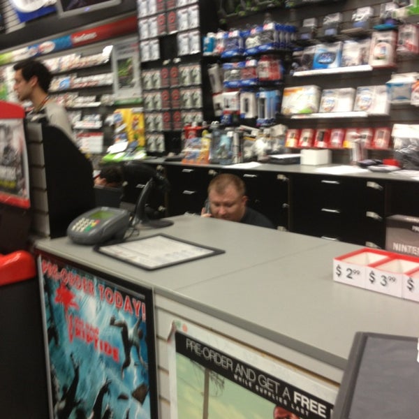 Gamestop Counter