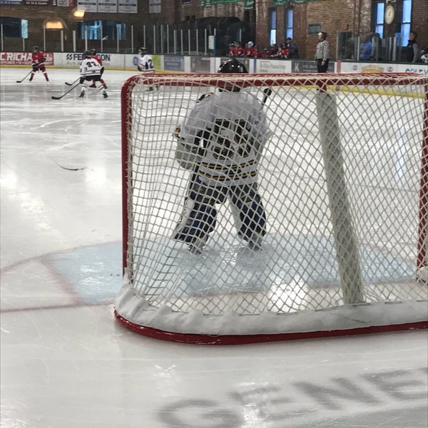 Red Bank Armory Ice Hockey Complex - 4 tips from 249 visitors