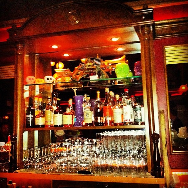 Must-visit Nightlife Spots in Αθήνα