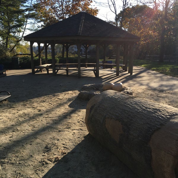 Bruce Park Playground - Playground