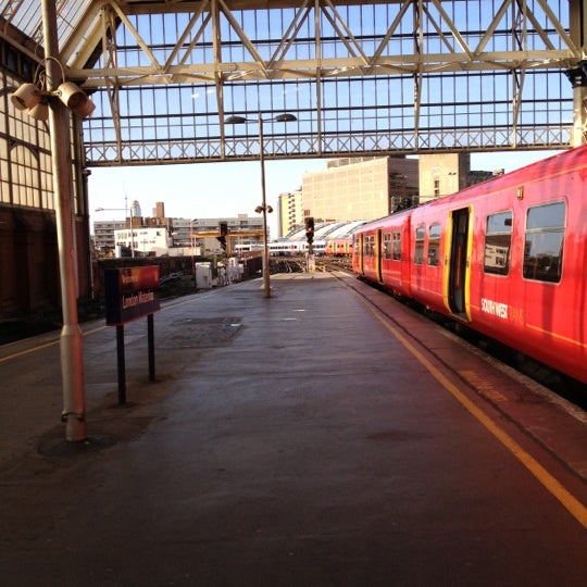Platform 2 - Waterloo - London Waterloo Station (WAT)