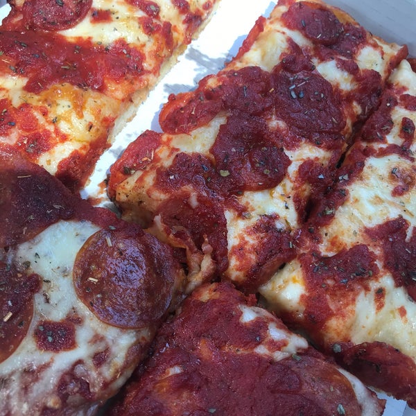 Buscemi's - Pizzeria in Clinton Township