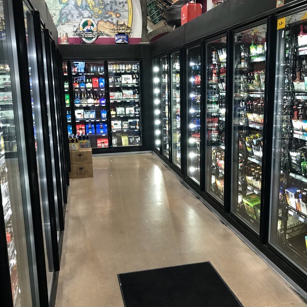 Red Wagon Wine Shoppe - Maple Road - Troy, MI