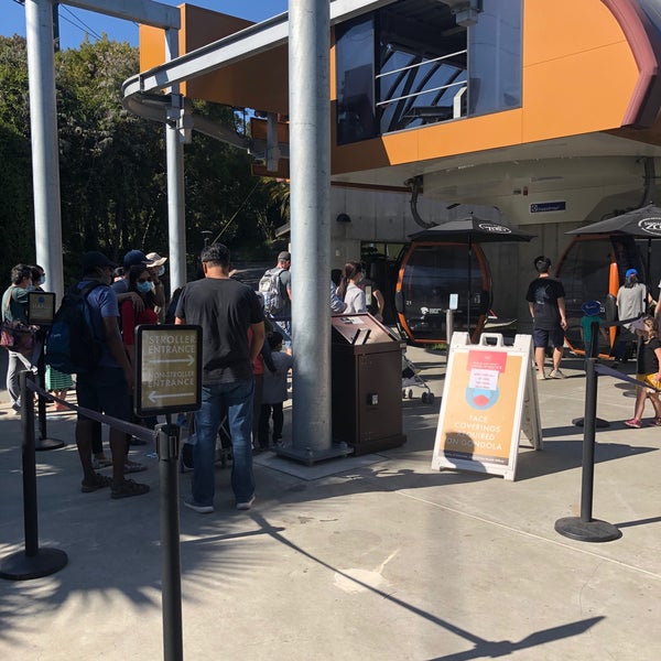 Oakland Zoo Gondola - California Trail Gondola Station