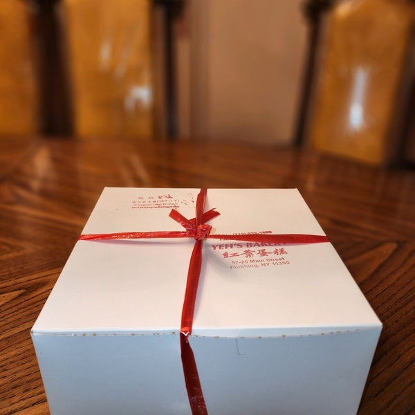 Yeh's Bakery - 9 tips from 596 visitors