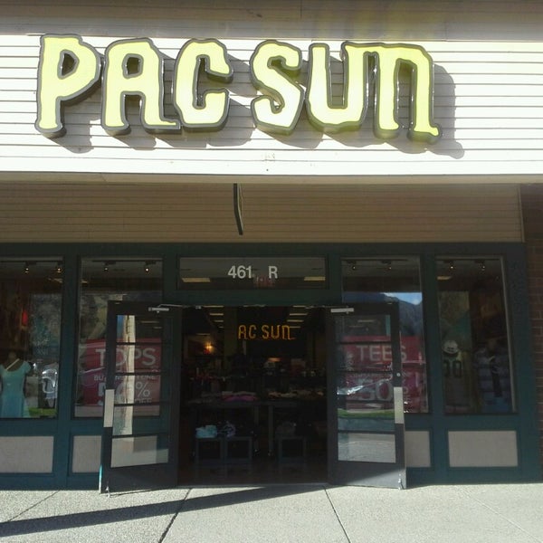 PacSun Outlet - Clothing Store