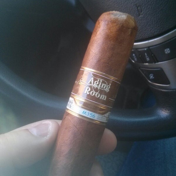 Pat & Robert Tabagie - Smoke Shop in Montréal