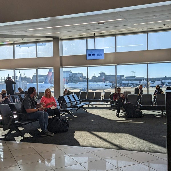 Gate C41 - Concourse C