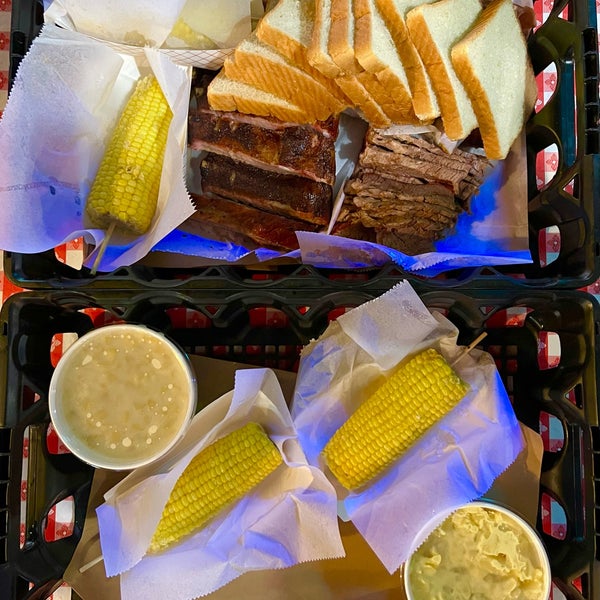 Rudy's Country Store & Barbeque - BBQ Joint