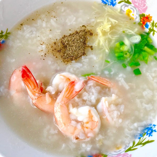 ข้าวต้มกระดูกหมู กระเพาะปลาตุ๋นเห็ดหอม - Food Stand