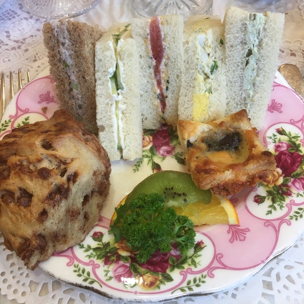 Lisa’s Tea Treasures - 3 tips from 389 visitors