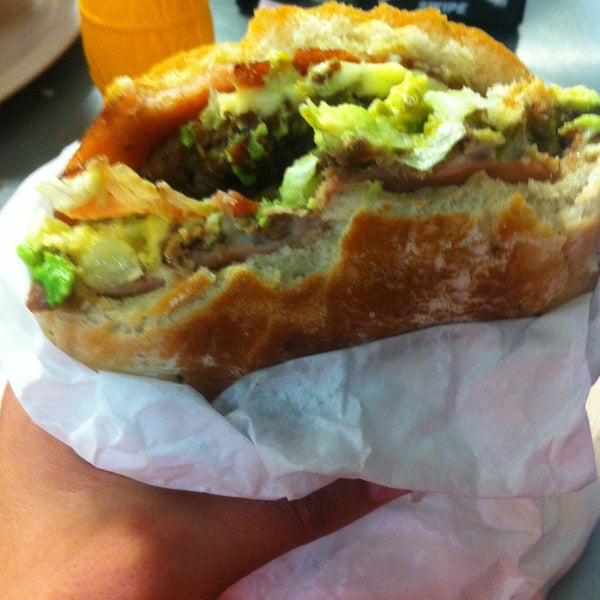 El Cubano Tortas y Hamburguesas - Burger Joint