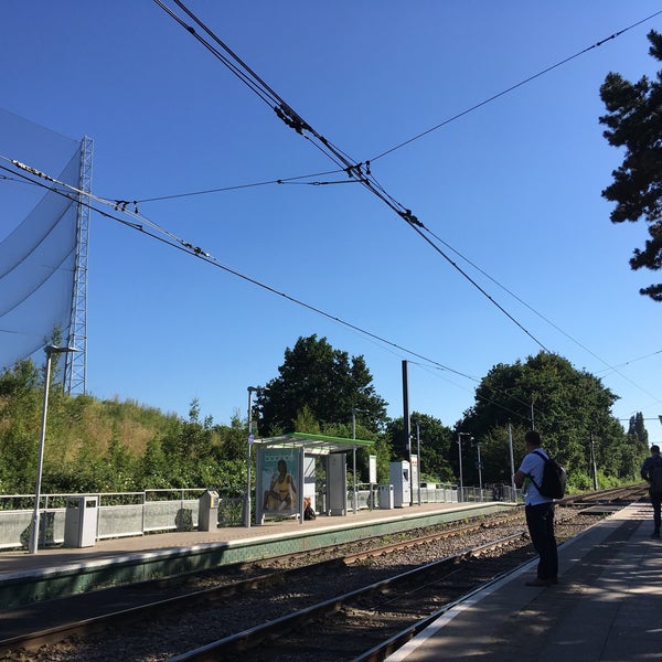 Arena London Tramlink Stop - 1 tip