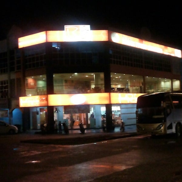 Radix Fried Chicken - Fast Food Restaurant in Alor Setar