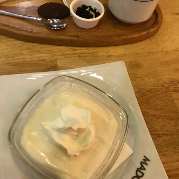 Mado - Dessert Shop in Levent