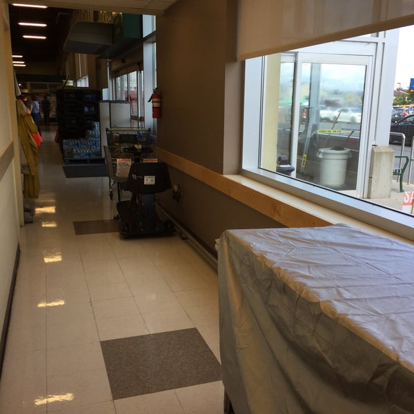 Sobeys Bathurst - 2 tips from 51 visitors