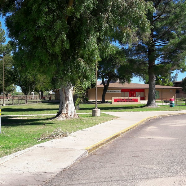 Cross Middle School - Education in Tucson