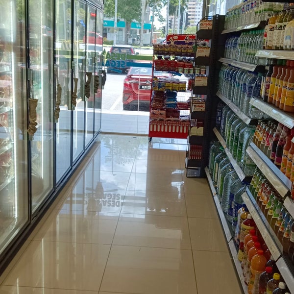 Pasar Raya Desa Segar - Bandar Seri Putra, Kajang, Selangor