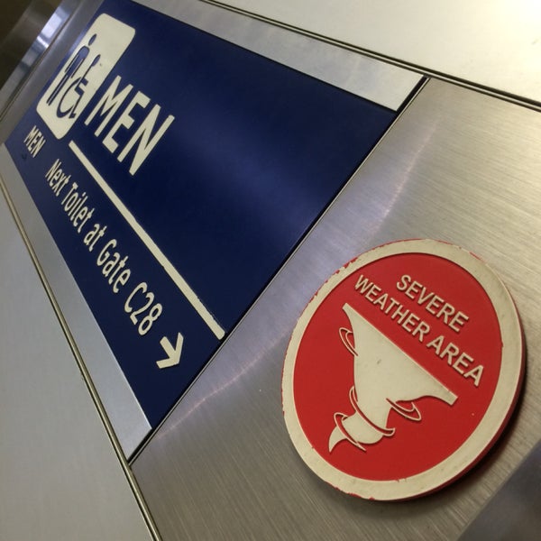Photos at Dallas Fort Worth International Airport (DFW) - Southpoint ...