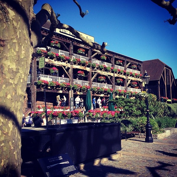 The Dickens Inn - Pub in London