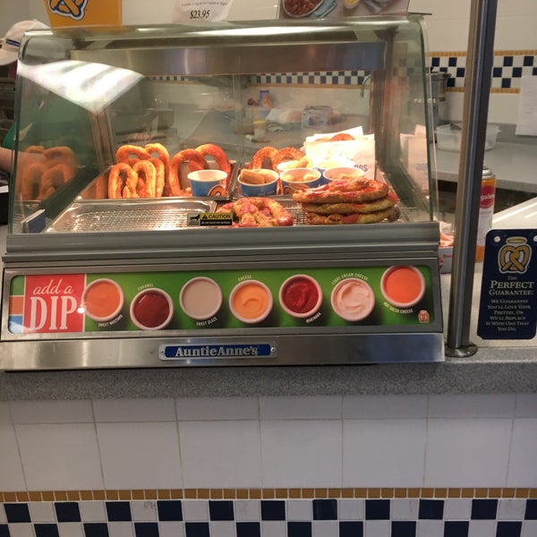 Auntie Anne's - Pinnacle Hills - 7 tips from 126 visitors