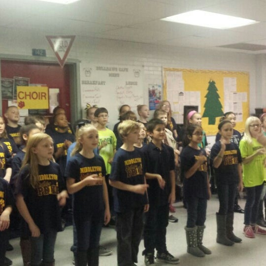 Middletown Elementary School - Elementary School in Middletown