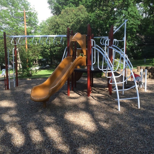 Memorial Park - Park in Mount Vernon