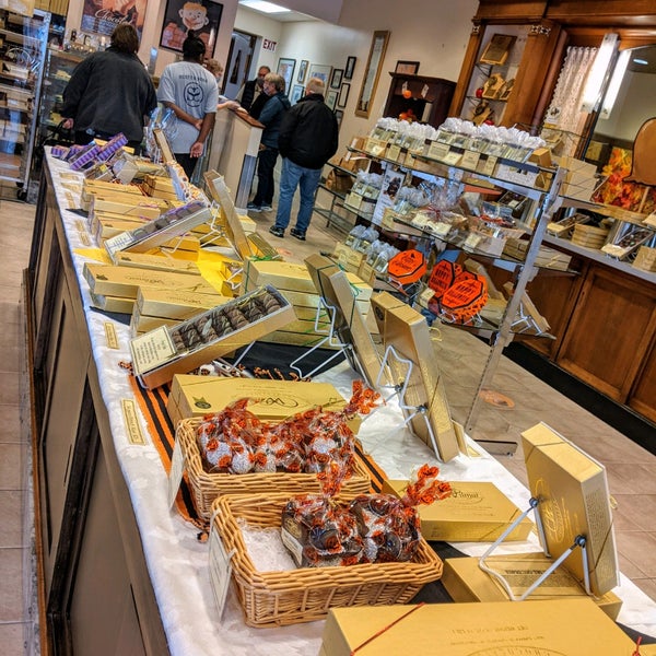 Wilmar Chocolates - Candy Store in Appleton