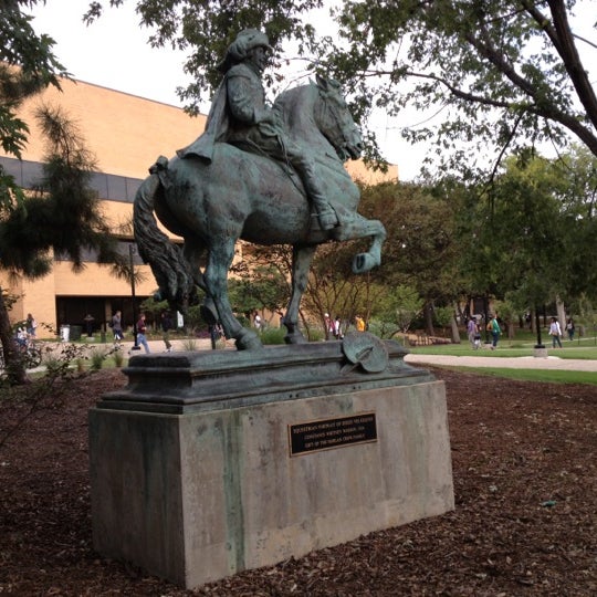 UNT General Academic Building - 225 S Avenue B