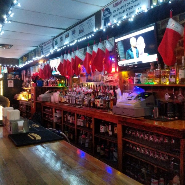 Cat's Eye Saloon - 12 N Court St