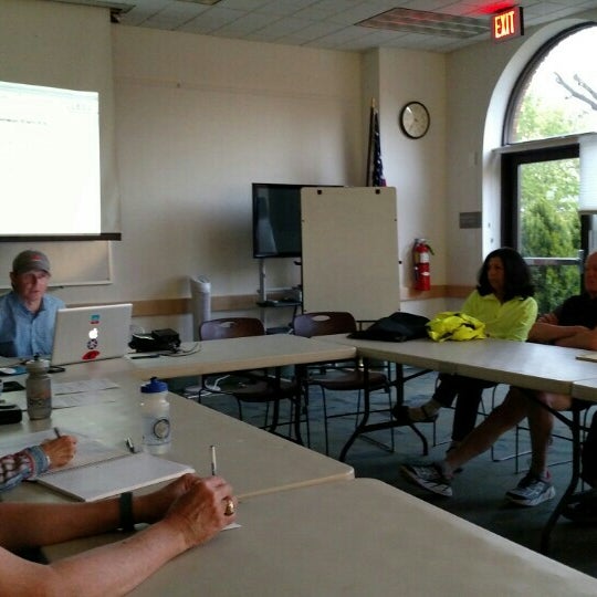 Patrick Henry Library - 101 Maple Ave E