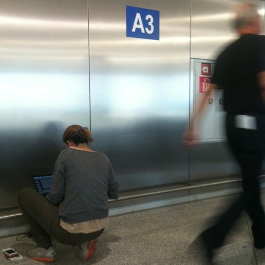 Gate A3 - Airport Gate in Σπάτα
