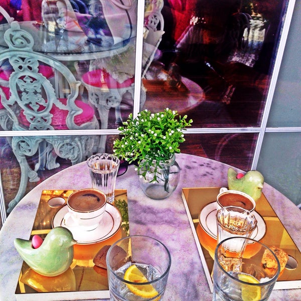 Mono Chocolate & Cakes (Now Closed) - Café