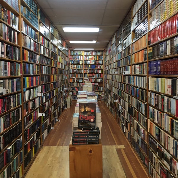 Russell Books - Bookstore in Victoria