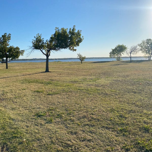 Hefner Lake & Park - 3 tips from 192 visitors