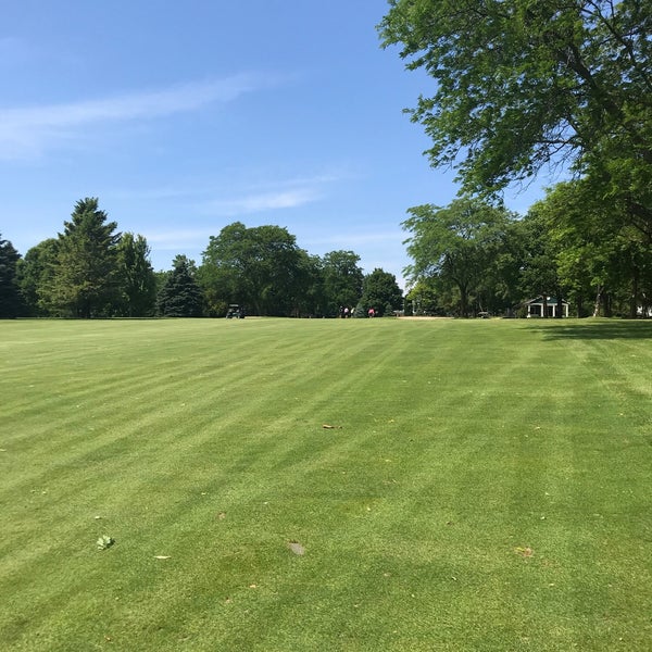 Chenequa Country Club - American Restaurant