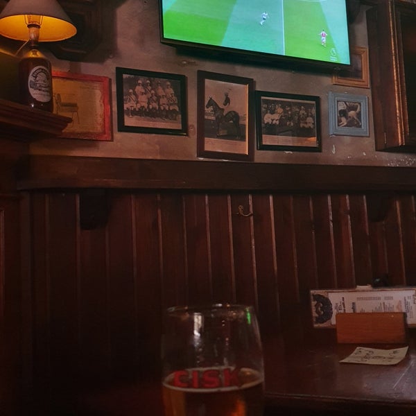 Fat Harry's Pub - 19 tips from 548 visitors