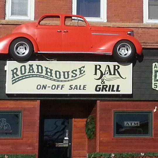 Roadhouse Bar and Grill - American Restaurant