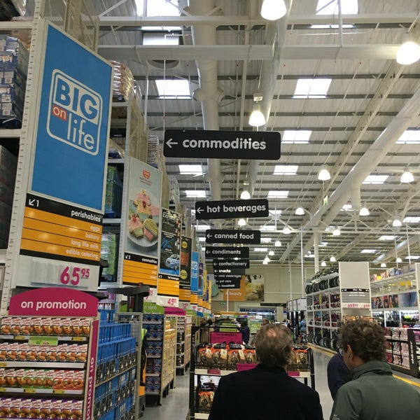 Makro Liquor Store - Liquor Store in Kraaifontein