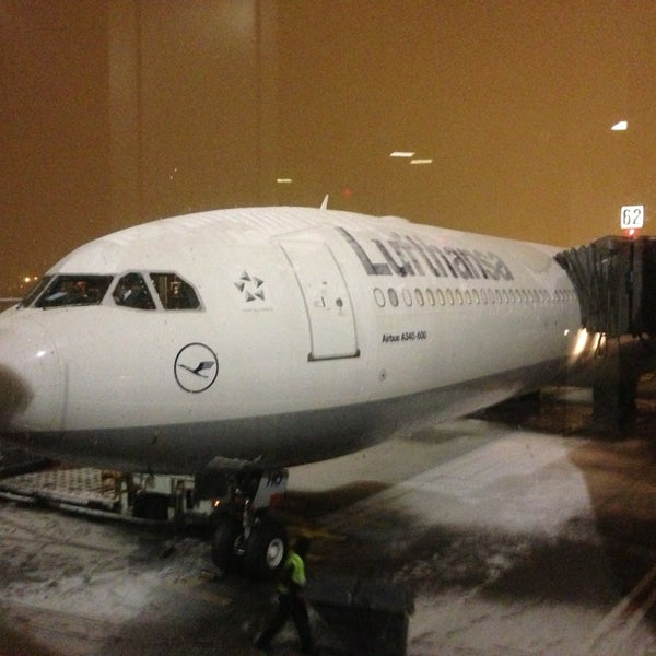 Lufthansa Flight 413 (Now Closed) - Newark Airport and Port Newark - 3 ...